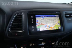 Blue Honda HR-V 2021 in Riga, with an engine capacity of 1.50 L and mileage of 82 thousand km for 16900 €, photo 17 on AUTOMOTO.COM.LV