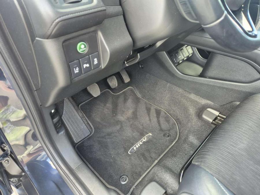 Zils Honda HR-V 2019 Alīta, ar dzinēja tilpumu 1.60 L un nobraukumu 167 tūkst. km par 14900 €, foto 9 vietnē AUTOMOTO.COM.LV