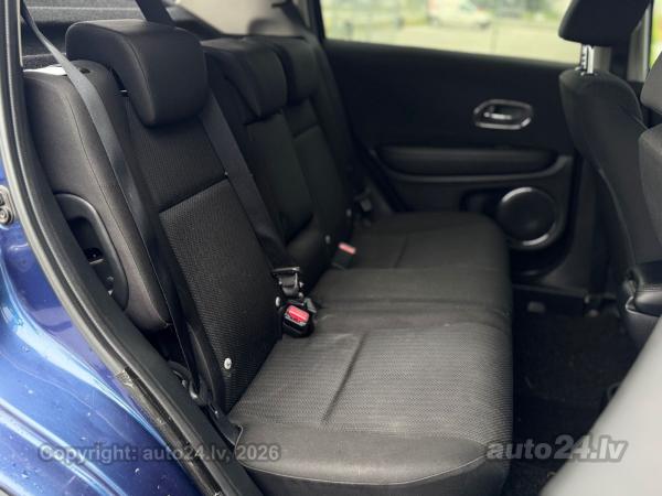 Zils Honda HR-V 2015 Tallina, ar dzinēja tilpumu 1.50 L un nobraukumu 289 tūkst. km par 5300 €, foto 8 vietnē AUTOMOTO.COM.LV