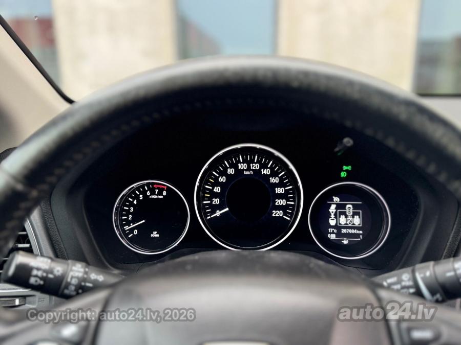 Zils Honda HR-V 2015 Tallina, ar dzinēja tilpumu 1.50 L un nobraukumu 289 tūkst. km par 5300 €, foto 12 vietnē AUTOMOTO.COM.LV