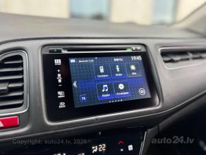 Zils Honda HR-V 2015 Tallina, ar dzinēja tilpumu 1.50 L un nobraukumu 289 tūkst. km par 5300 €, foto 14 vietnē AUTOMOTO.COM.LV