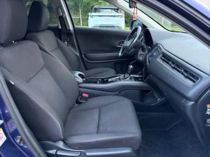 Blue Honda HR-V 2015 in Narva, with an engine capacity of 1.50 L and mileage of 284 thousand km for 4990 €, photo 17 on AUTOMOTO.COM.LV