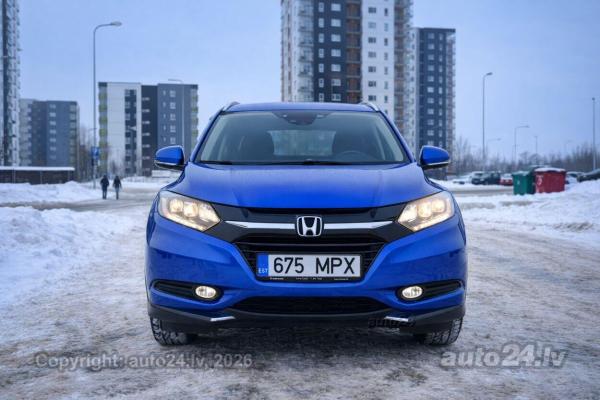 Blue Honda HR-V 2016 in Tallinn, with an engine capacity of 1.50 L and mileage of 175 thousand km for 11900 €, photo 2 on AUTOMOTO.COM.LV