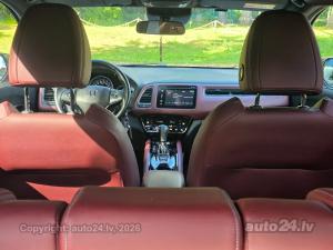 Zils Honda HR-V 2019 Tallina, ar dzinēja tilpumu 1.50 L un nobraukumu 148 tūkst. km par 17500 €, foto 9 vietnē AUTOMOTO.COM.LV