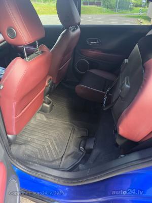 Zils Honda HR-V 2019 Tallina, ar dzinēja tilpumu 1.50 L un nobraukumu 148 tūkst. km par 17500 €, foto 11 vietnē AUTOMOTO.COM.LV