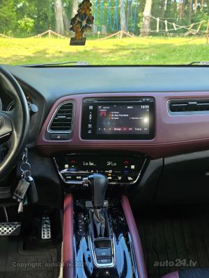 Zils Honda HR-V 2019 Tallina, ar dzinēja tilpumu 1.50 L un nobraukumu 148 tūkst. km par 17500 €, foto 15 vietnē AUTOMOTO.COM.LV