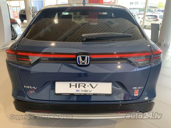 Zils Honda HR-V 2026 Tallina, ar dzinēja tilpumu 1.50 L un nobraukumu 980 tūkst. km par 34300 €, foto 6 vietnē AUTOMOTO.COM.LV