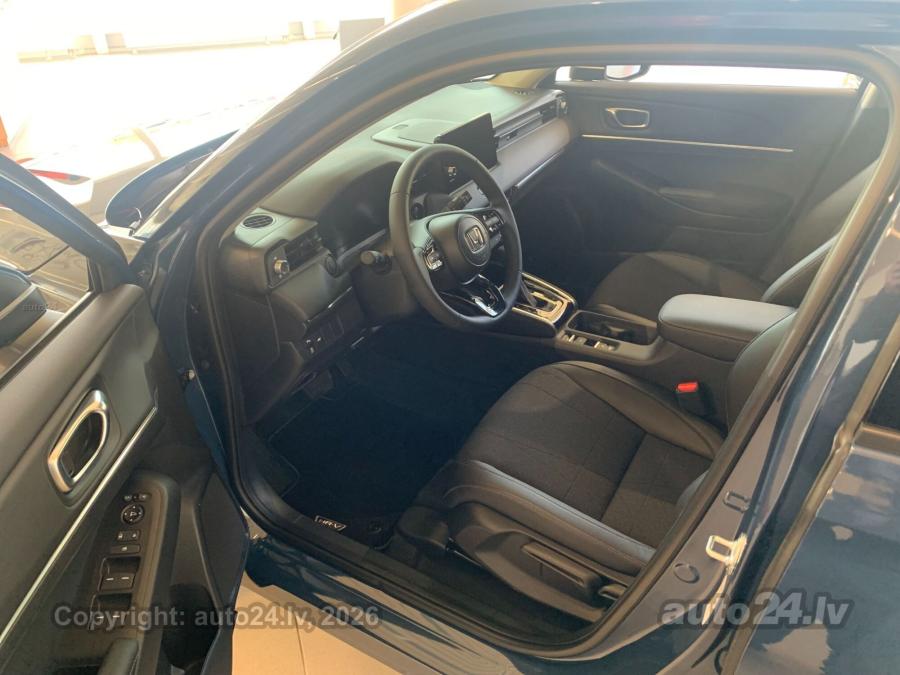Zils Honda HR-V 2026 Tallina, ar dzinēja tilpumu 1.50 L un nobraukumu 980 tūkst. km par 34300 €, foto 9 vietnē AUTOMOTO.COM.LV