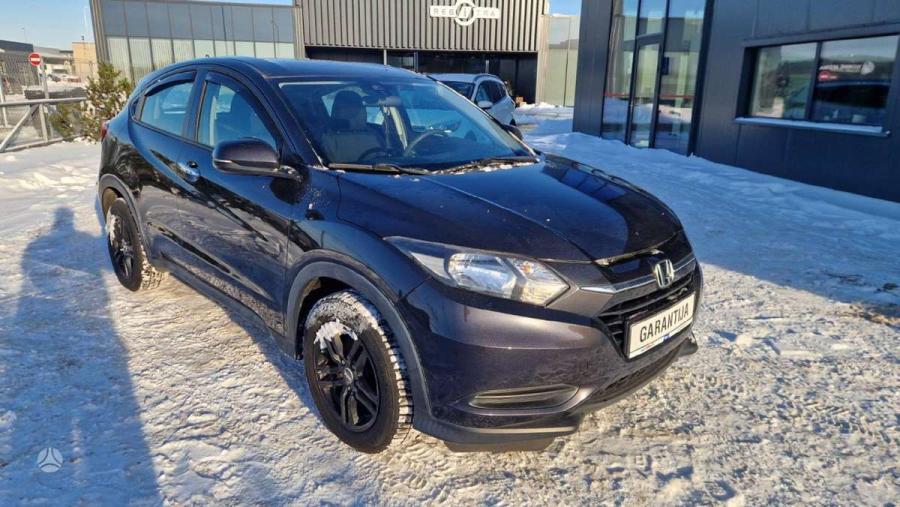 Brūns Honda HR-V 2016 Šauļi, ar dzinēja tilpumu 1.60 L un nobraukumu 170 tūkst. km par 10500 €, foto 1 vietnē AUTOMOTO.COM.LV