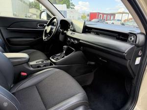 Brown Honda HR-V 2022 in Vilnius, with an engine capacity of 1.50 L and mileage of 121 thousand km for 22700 €, photo 15 on AUTOMOTO.COM.LV