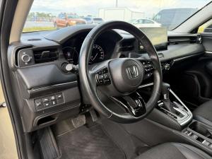 Brown Honda HR-V 2022 in Vilnius, with an engine capacity of 1.50 L and mileage of 121 thousand km for 22700 €, photo 16 on AUTOMOTO.COM.LV