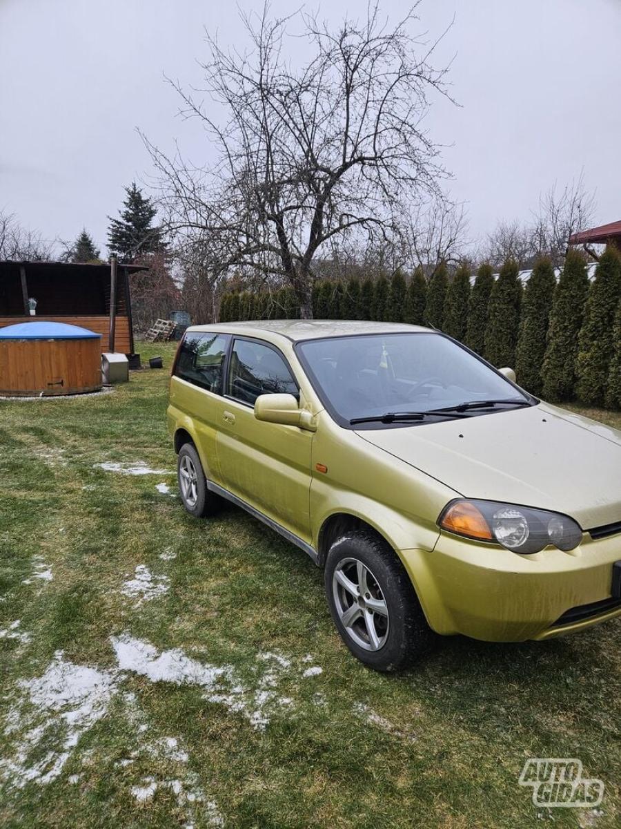 Honda HR-V 1999 in Vilnius, with an engine capacity of 1.60 L and mileage of 195 thousand km for 1950 €, photo 2 on AUTOMOTO.COM.LV