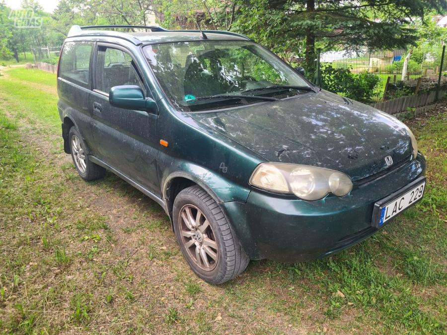 Honda HR-V 2000 in Klaipeda, with an engine capacity of 1.60 L and mileage of 211 thousand km for 1200 €, photo 3 on AUTOMOTO.COM.LV