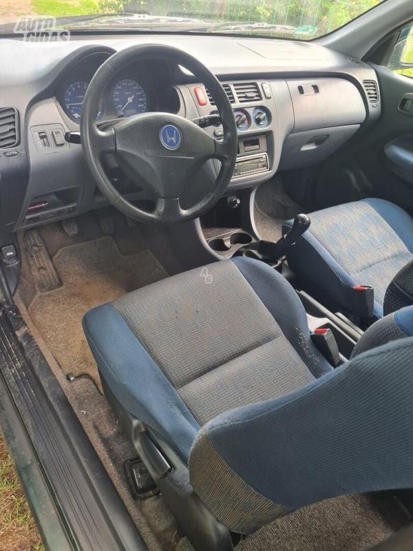 Honda HR-V 2000 in Klaipeda, with an engine capacity of 1.60 L and mileage of 211 thousand km for 1200 €, photo 5 on AUTOMOTO.COM.LV