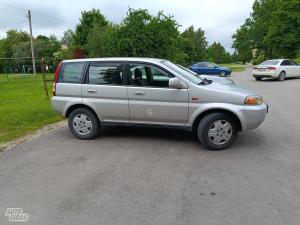 Honda HR-V 2000 in Siauliai, with an engine capacity of 1.60 L and mileage of 235 thousand km for 1250 €, photo 5 on AUTOMOTO.COM.LV