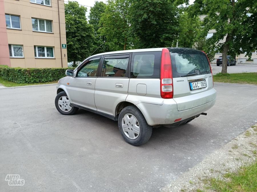 Honda HR-V 2000 in Siauliai, with an engine capacity of 1.60 L and mileage of 235 thousand km for 1250 €, photo 8 on AUTOMOTO.COM.LV