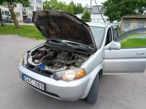 Honda HR-V 2000 in Siauliai, with an engine capacity of 1.60 L and mileage of 235 thousand km for 1250 €, photo 21 on AUTOMOTO.COM.LV