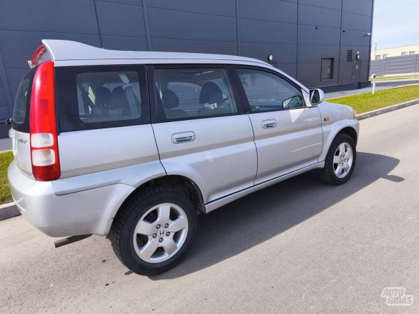 Honda HR-V 2001 Kauņa, ar dzinēja tilpumu 1.60 L un nobraukumu 216 tūkst. km par 1350 €, foto 3 vietnē AUTOMOTO.COM.LV