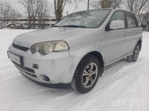 Honda HR-V 2004 in Riga, with an engine capacity of 1.60 L and mileage of 259 thousand km for 1200 €, photo  on AUTOMOTO.COM.LV
