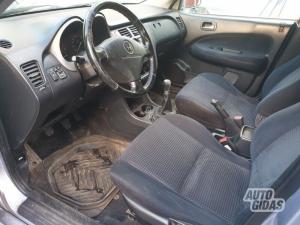 Honda HR-V 2006 in Vilnius, with an engine capacity of 1.60 L and mileage of 269 thousand km for 200 €, photo 8 on AUTOMOTO.COM.LV