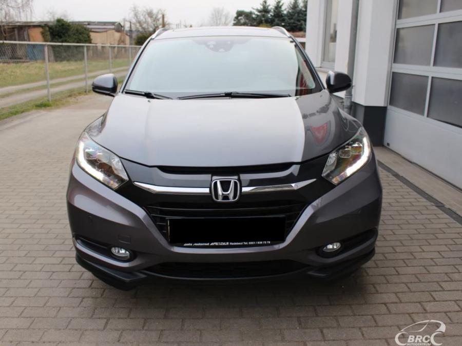Honda HR-V 2016 in Vilnius, with an engine capacity of 1.50 L and mileage of 86 thousand km for 16124 €, photo 1 on AUTOMOTO.COM.LV