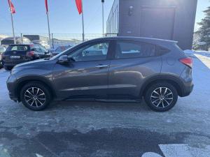 Honda HR-V 2017 in Vilnius, with an engine capacity of 1.50 L and mileage of 123 thousand km for 12999 €, photo 4 on AUTOMOTO.COM.LV