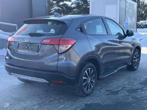 Honda HR-V 2017 in Vilnius, with an engine capacity of 1.50 L and mileage of 123 thousand km for 12999 €, photo 6 on AUTOMOTO.COM.LV
