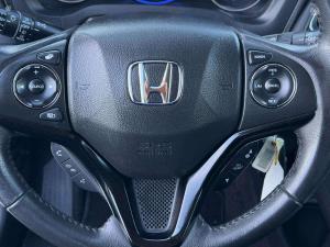 Honda HR-V 2017 in Vilnius, with an engine capacity of 1.50 L and mileage of 123 thousand km for 12999 €, photo 13 on AUTOMOTO.COM.LV