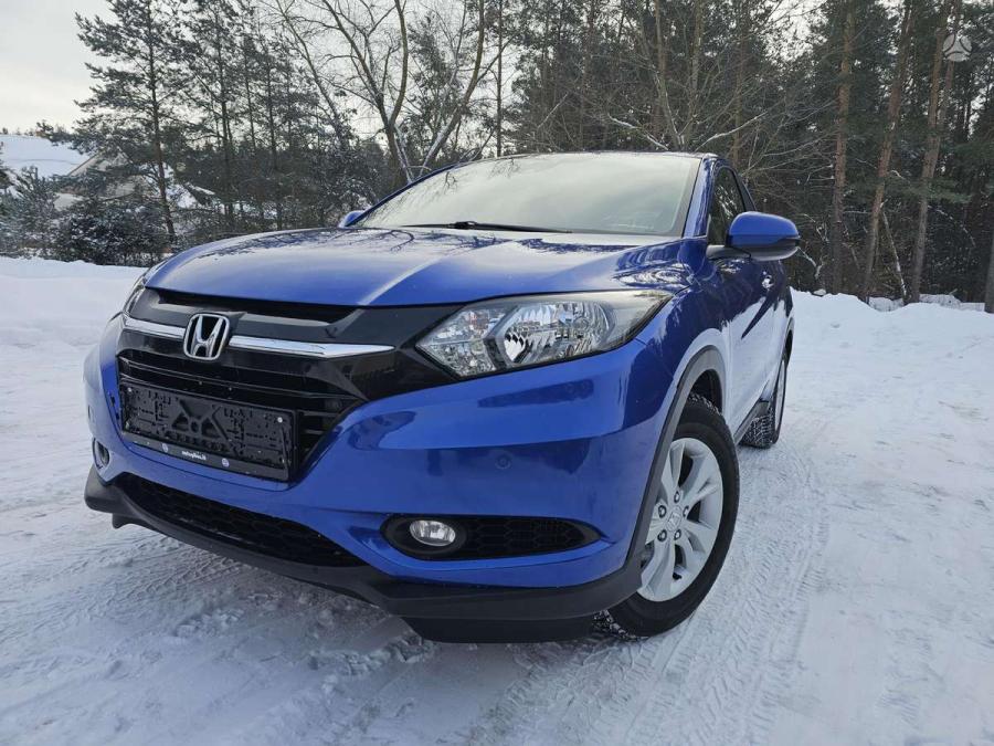 Honda HR-V 2018 in Ukmerge, with an engine capacity of 1.60 L and mileage of 206 thousand km for 9700 €, photo 1 on AUTOMOTO.COM.LV