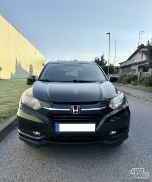 Green Honda HR-V 2016 in Klaipeda, with an engine capacity of 1.80 L and mileage of 87 thousand km for 12500 €, photo 8 on AUTOMOTO.COM.LV