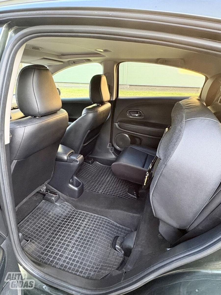 Green Honda HR-V 2016 in Klaipeda, with an engine capacity of 1.80 L and mileage of 87 thousand km for 12500 €, photo 12 on AUTOMOTO.COM.LV