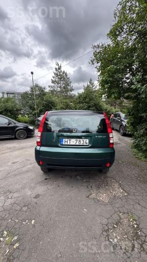 Zaļš Honda HR-V 2002 Rīga, ar dzinēja tilpumu 1.60 L un nobraukumu 230 tūkst. km par 750 €, foto 6 vietnē AUTOMOTO.COM.LV