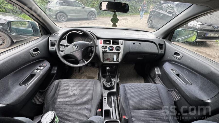 Zaļš Honda HR-V 2002 Rīga, ar dzinēja tilpumu 1.60 L un nobraukumu 230 tūkst. km par 750 €, foto 9 vietnē AUTOMOTO.COM.LV