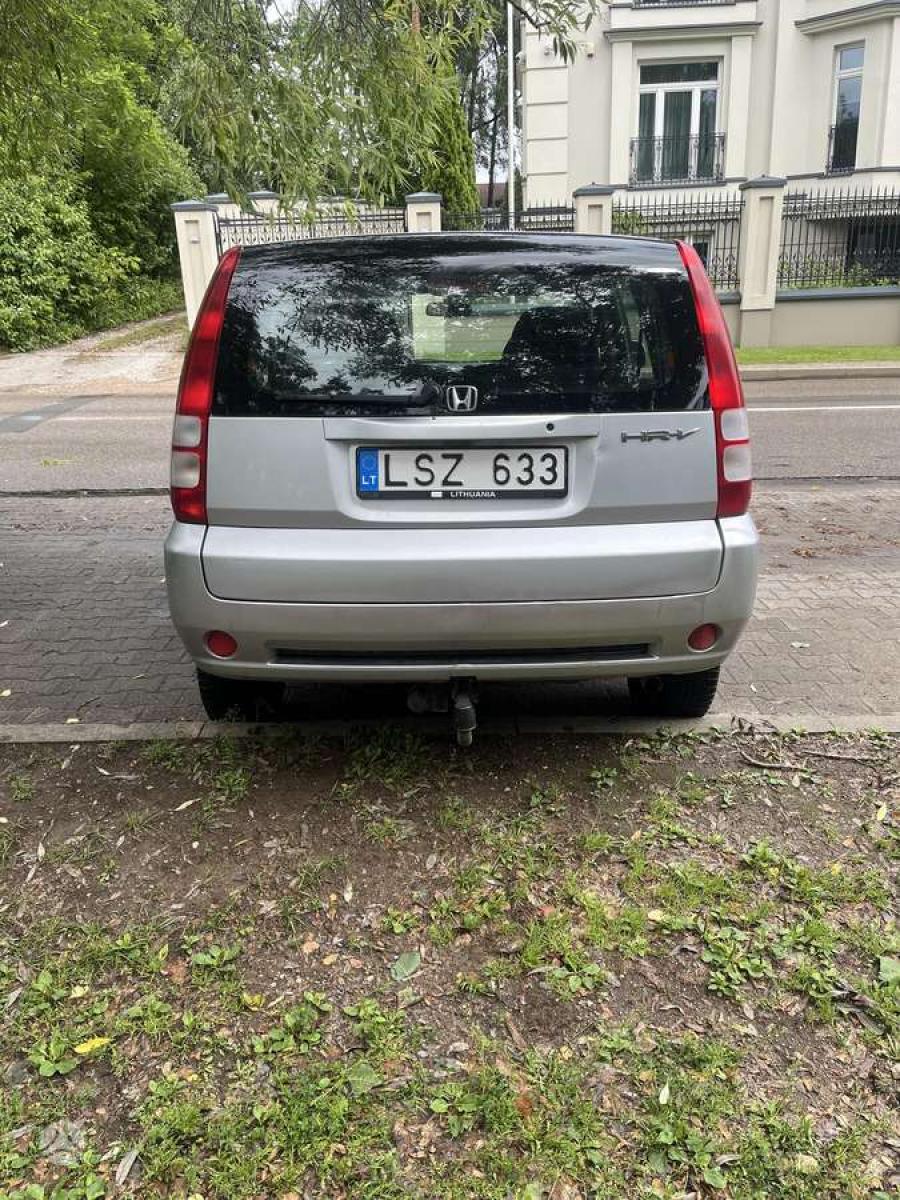Pelēks Honda HR-V 2001 Viļņa, ar dzinēja tilpumu 1.60 L un nobraukumu 147 tūkst. km par 2100 €, foto 7 vietnē AUTOMOTO.COM.LV