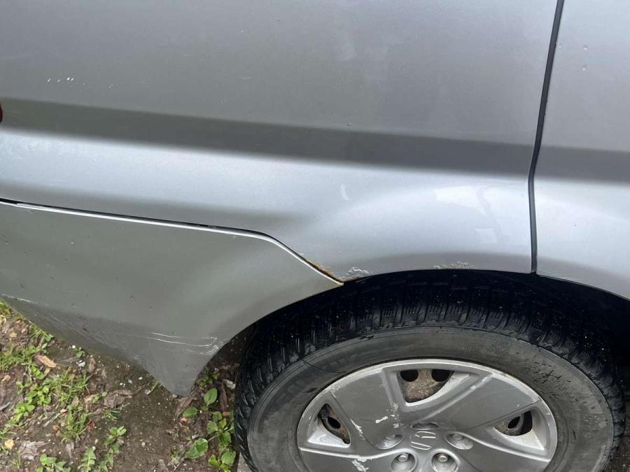 Pelēks Honda HR-V 2001 Viļņa, ar dzinēja tilpumu 1.60 L un nobraukumu 147 tūkst. km par 2100 €, foto 10 vietnē AUTOMOTO.COM.LV