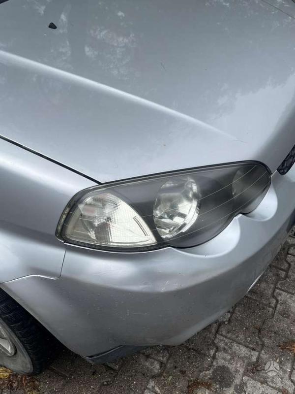 Pelēks Honda HR-V 2001 Viļņa, ar dzinēja tilpumu 1.60 L un nobraukumu 147 tūkst. km par 2100 €, foto 10 vietnē AUTOMOTO.COM.LV