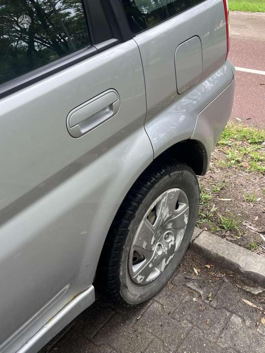 Pelēks Honda HR-V 2001 Viļņa, ar dzinēja tilpumu 1.60 L un nobraukumu 147 tūkst. km par 2100 €, foto 12 vietnē AUTOMOTO.COM.LV