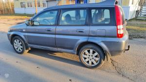 Grey Honda HR-V 2004 in Vilnius, with an engine capacity of 1.59 L and mileage of 191 thousand km for 2000 €, photo 7 on AUTOMOTO.COM.LV