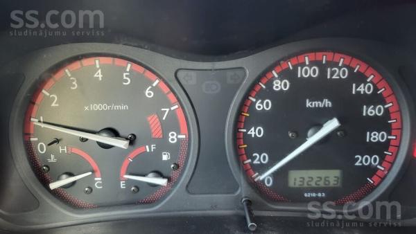 Pelēks Honda HR-V 2004 Rīga, ar dzinēja tilpumu 1.60 L un nobraukumu 132 tūkst. km par 2000 €, foto 5 vietnē AUTOMOTO.COM.LV