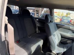 Grey Honda HR-V 2005 in Tallinn, with an engine capacity of 1.60 L and mileage of 222 thousand km for 699 €, photo 8 on AUTOMOTO.COM.LV