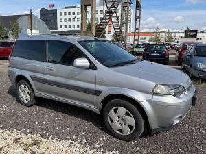 Grey Honda HR-V 2005 in Tallinn, with an engine capacity of 1.60 L and mileage of 222 thousand km for 699 €, photo 9 on AUTOMOTO.COM.LV