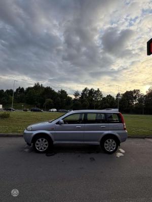 Grey Honda HR-V 2006 in Vilnius, with an engine capacity of 1.59 L and mileage of 269 thousand km for 1400 €, photo 4 on AUTOMOTO.COM.LV
