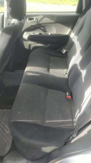 Grey Honda HR-V 2006 in Vilnius, with an engine capacity of 1.59 L and mileage of 269 thousand km for 1400 €, photo 8 on AUTOMOTO.COM.LV