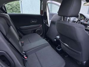 Grey Honda HR-V 2015 in Klaipeda, with an engine capacity of 1.60 L and mileage of 166 thousand km for 9500 €, photo 12 on AUTOMOTO.COM.LV