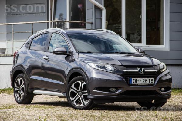 Pelēks Honda HR-V 2015 Tukums, ar dzinēja tilpumu 1.60 L un nobraukumu 203 tūkst. km par 8990 €, foto 2 vietnē AUTOMOTO.COM.LV