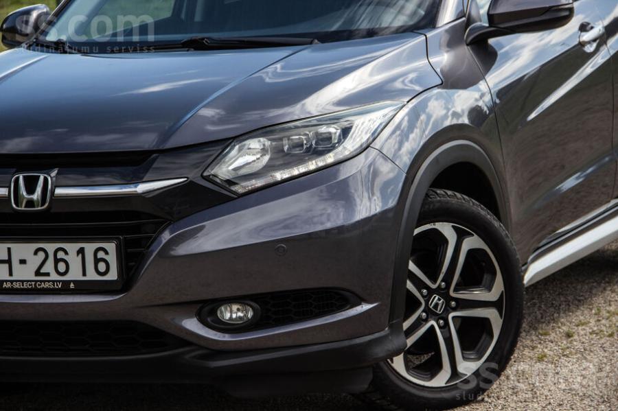 Pelēks Honda HR-V 2015 Tukums, ar dzinēja tilpumu 1.60 L un nobraukumu 203 tūkst. km par 8990 €, foto 8 vietnē AUTOMOTO.COM.LV