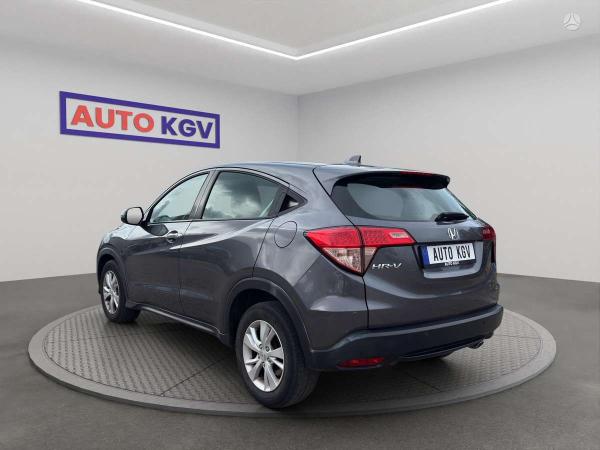 Grey Honda HR-V 2015 in Klaipeda, with an engine capacity of 1.60 L and mileage of 168 thousand km for 9499 €, photo 4 on AUTOMOTO.COM.LV