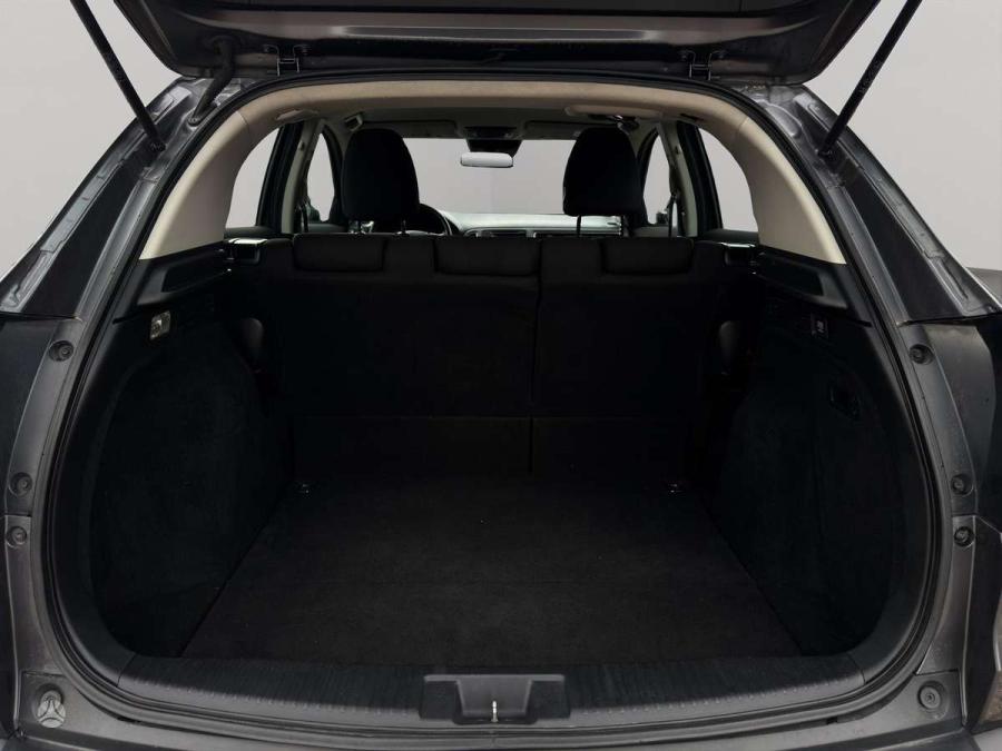 Grey Honda HR-V 2015 in Klaipeda, with an engine capacity of 1.60 L and mileage of 168 thousand km for 9499 €, photo 11 on AUTOMOTO.COM.LV
