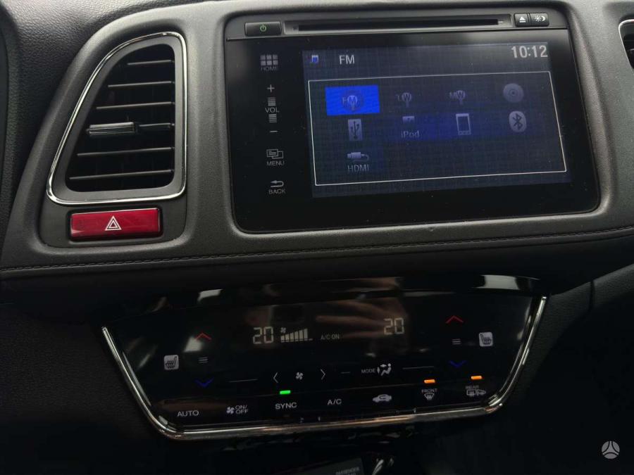 Pelēks Honda HR-V 2015 Klaipėda, ar dzinēja tilpumu 1.60 L un nobraukumu 168 tūkst. km par 9499 €, foto 17 vietnē AUTOMOTO.COM.LV
