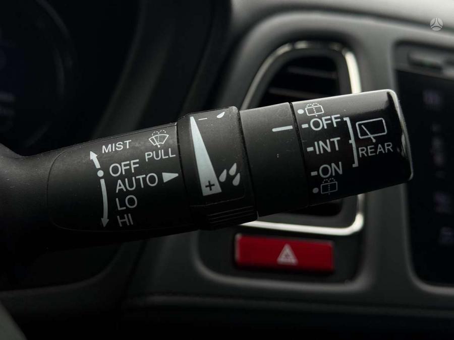 Pelēks Honda HR-V 2015 Klaipėda, ar dzinēja tilpumu 1.60 L un nobraukumu 168 tūkst. km par 9499 €, foto 20 vietnē AUTOMOTO.COM.LV